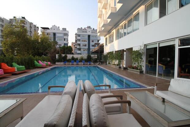 Kristal Beach Hotel - Antalya Konyaaltı Arapsuyu