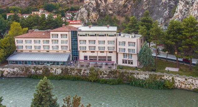 Büyük Amasya Otel - Amasya Merkez Dereboyu