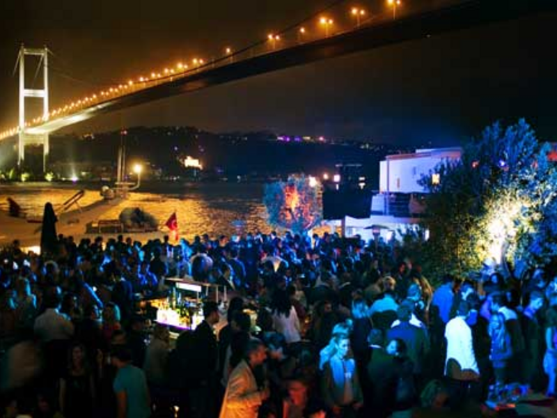 Sortie - İstanbul Beşiktaş Ortaköy