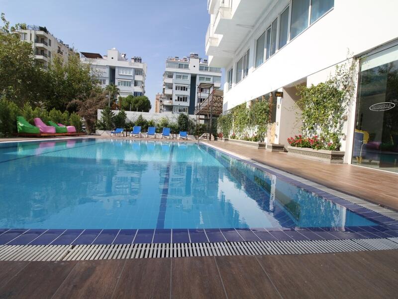 Kristal Beach Hotel - Antalya Konyaaltı Arapsuyu