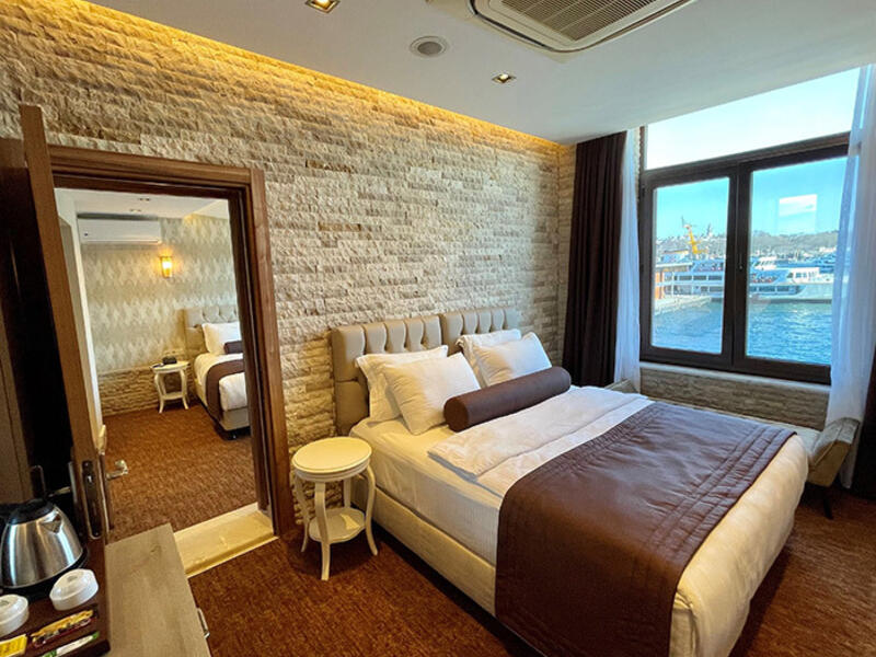 Weingart Port Hotel - İstanbul Beyoğlu Kemankeş